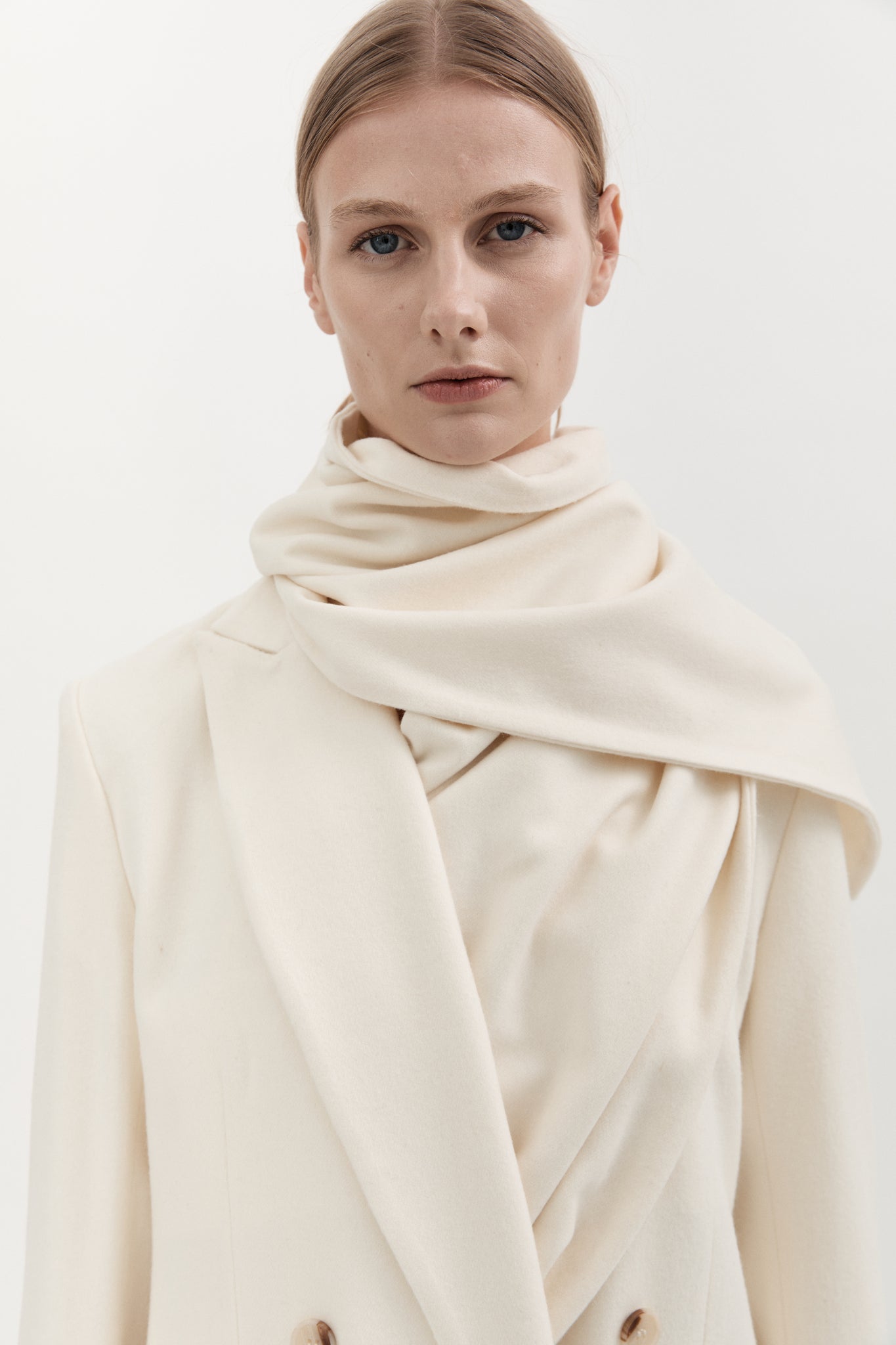 SHOP THE RUNWAY – HYDE & STONE