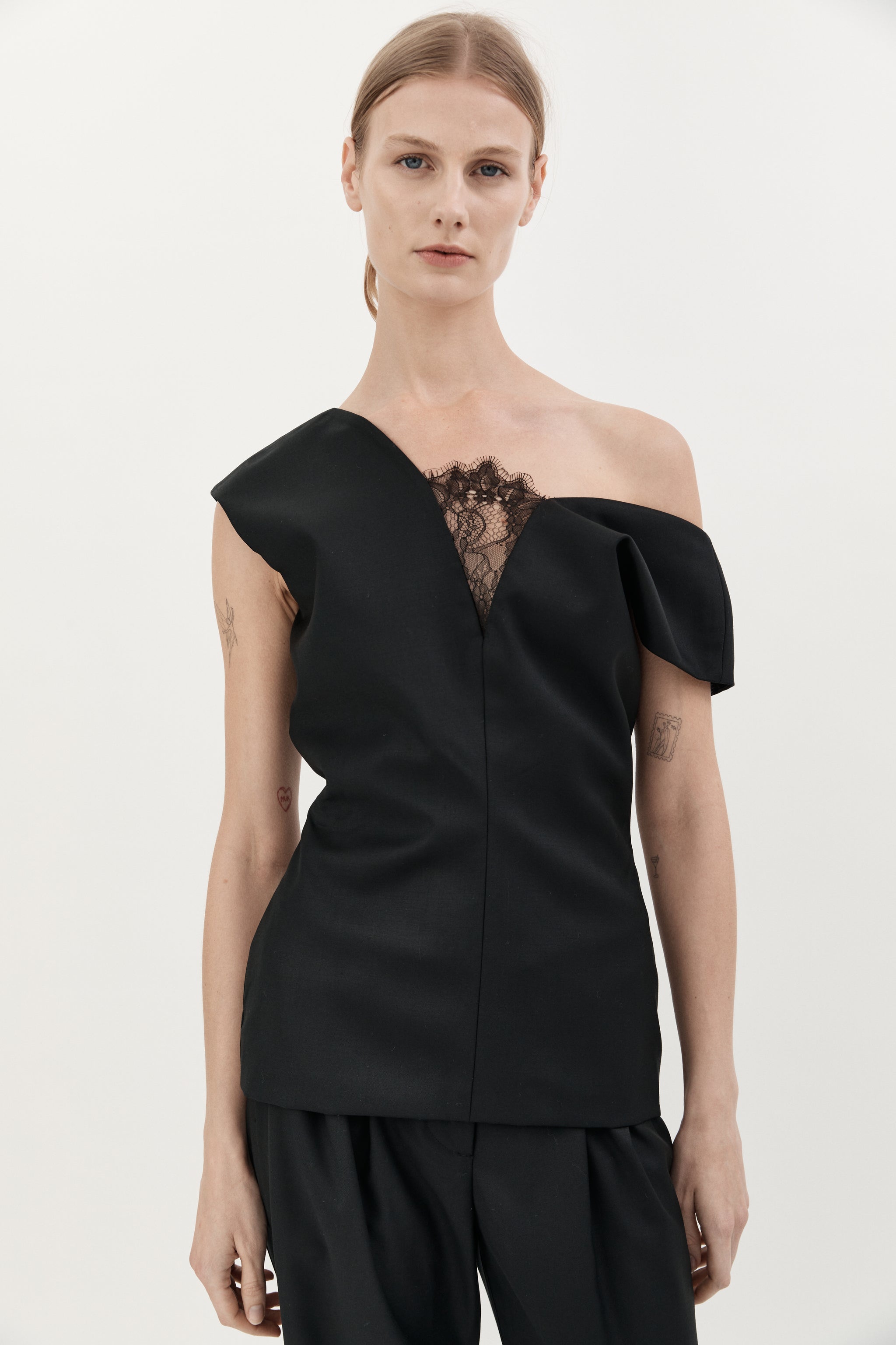 IDA WOOL LACE TOP - BLACK – HYDE & STONE